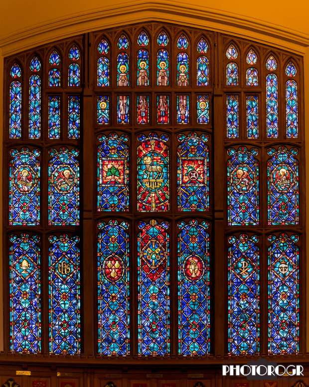 Cropping, Comments, and Church Window… | The PHOTOROGR Project